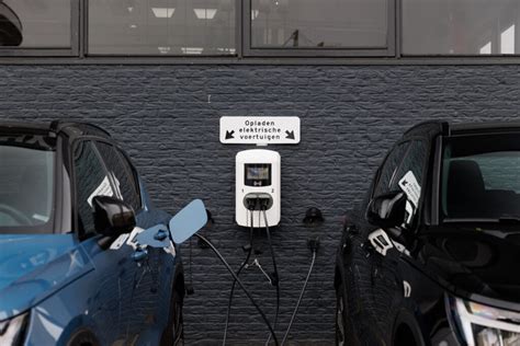Kosten Voor Een Laadpaal Thuis Pure Lease