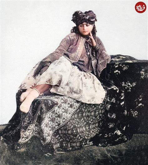 واقعا زنان قاجار در عکس‌های رنگی شبیه به زنان سریال جیران‌اند؟ بعید می‌دانم چی بپوشم