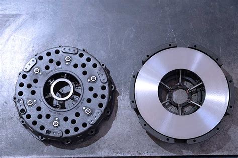 Услуге Ремонт делова и склопова за возила Компанија Марчетић