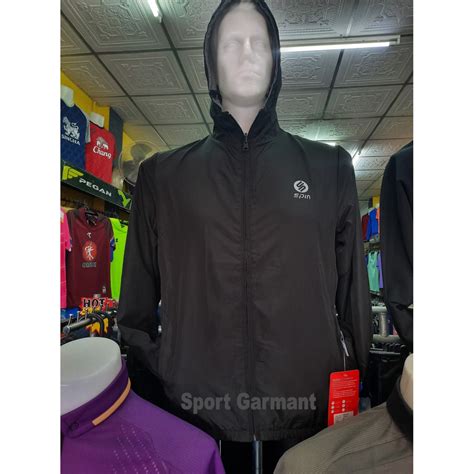 Spin สปิน เสื้อแจ็คแก็ตใส่ได้ถึง 2 ด้าน แบบผ้าร่ม Shopee Thailand