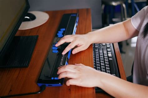 Input Devices That Improve Digital Accessibility Input Devices That Improve Digital Accessibility