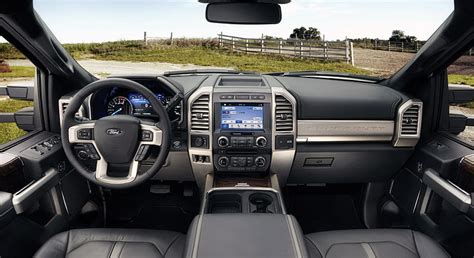2022 F450 Platinum Interior
