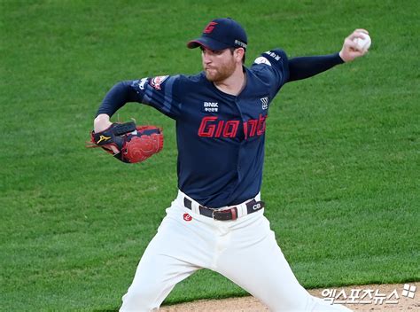 롯데 반즈와 4시즌 연속 동행 성공ws 우승 경험 데이비슨 영입→2025시즌 외인 구성 마무리 공식발표