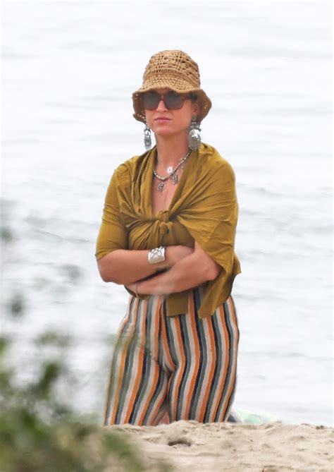 Katy Perry Beach In Santa Barbara 08312021 • Celebmafia