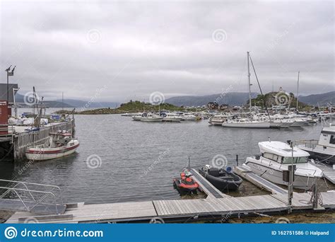 Harbor View Lodingen Norway Editorial Photo Image Of Hinnoya