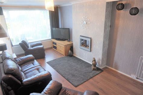 3 Bedroom Semi Detached House For Sale In Den Lane Oldham Ol4 4nn