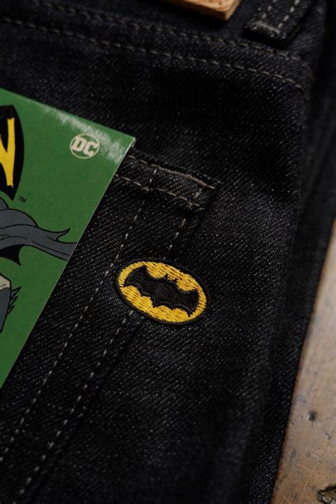Batman x Naked And Famous Denim 动态二重布边牛仔布 Batman x Naked And Famous