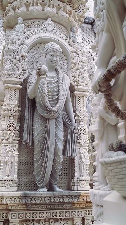 თუ გსურს ინდურ სამყაროს ეზიარო აქ უნდა მოხვიდე რა ხელმა ააგო მართლა არ ვიცი 😮💜🩷 ️🙏 Youtube