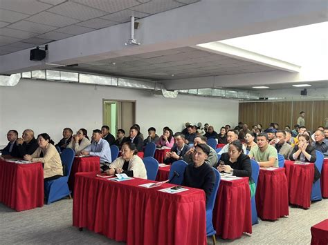 Хөдөлмөрийн аюулгүй байдал эрүүл ахуйн тухай хуулийн шинэчилсэн найруулгын төслийг хэлэлцлээ