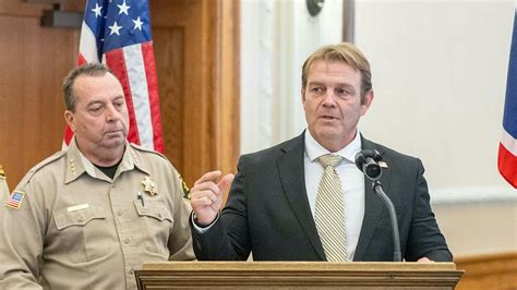 25 Laramie County Deputies Sworn In For Immigration Enforcement