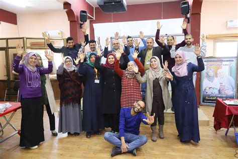 بالصور جمعية الثقافة والفكر الحر تختتم دورة تدريبية في لغة الإشارة