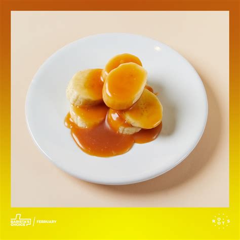 Roots ไฮไลต์ของแก้วนี้ คือการนำกล้วยหอมมาเคี่ยวกับน้ำตาลมะพร้าวจากอัมพวาและกะทิ ได้เป็น ‘ซอส