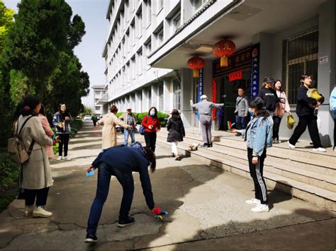 强健体魄 健康身心 文理学院外国语学院