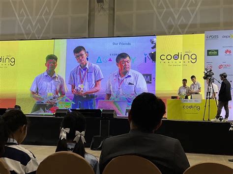 เด็กนักเรียนโคราชสุดเจ๋ง คว้าแชมป์อีสานตอนกลาง กิจกรรม coding bootcamp