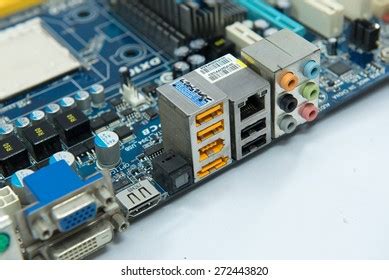 12 377 Connector Computer Motherboard Royalty Free Photos And Stock Images Shutterstock