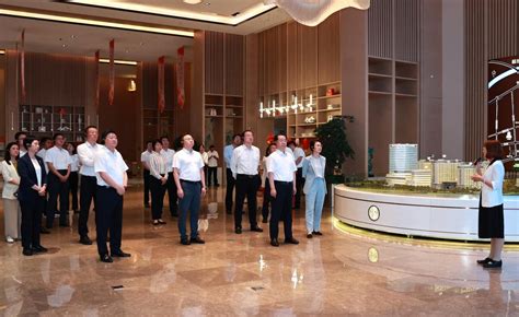 济南市民政局 民政动态 民政部陆治原部长一行来济调研养老服务工作