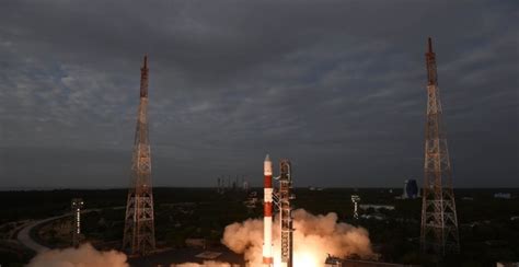 印度用 Pslv Ca C56 运载火箭为新加坡成功发射 7 颗卫星腾讯新闻
