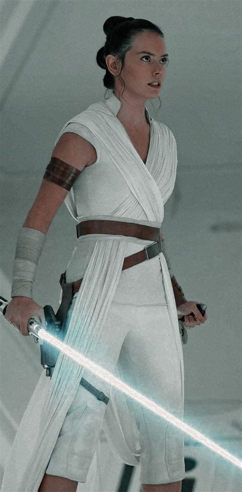 Pin By Grace On Star Wars Rey Star Wars Star Wars Outfits Star Wars