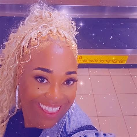 Daisy Flower Daisyflowerz On Threads