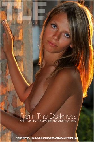 Anuta B Model Profile