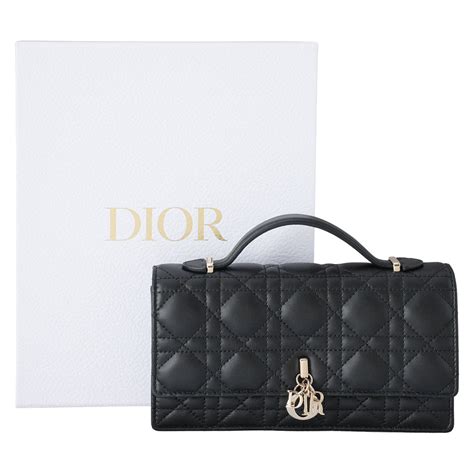 신품급 중고명품 캉카스백화점