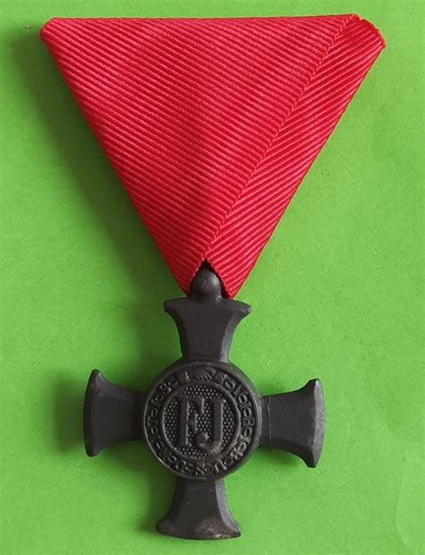 Vyznamen N Ru Fj I Elezn Z Slu N K Bez Koruny Aukro