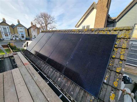 Myenergy Libbi Battery And Solar System Cowes Isle Of Wight Island Renewables