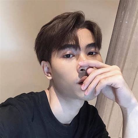 “เอเเคร์ จือปาก” เผยสถานะล่าสุด ลั่น เลิกกับแฟนแล้ว แต่ เป็นเพื่อนกันได้ ซัพพอร์ตกันได้