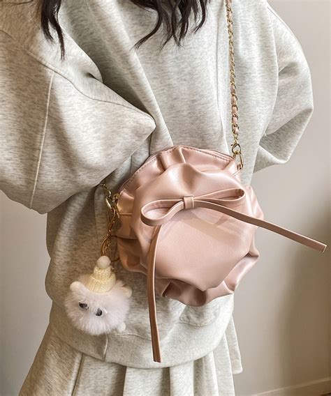 💗키링증정💗 라운드 체인 리본 발레코어 셔링 미니 크로스백 에이블리