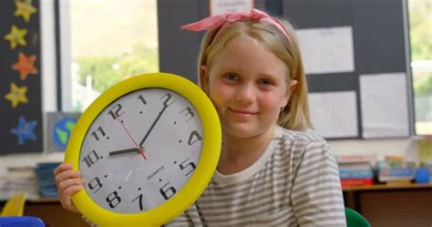 Classroom Wall Clock Images Browse 1 088 Stock Photos Vectors And Video Adobe Stock