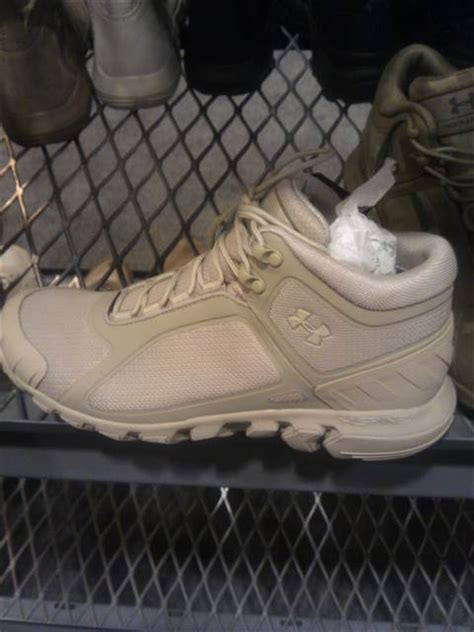 Under Armour Tactical Ops Training And Venom Mid Boots From 2013 Shot Show On Duty Gear Blog