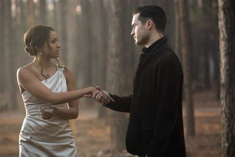 Imagen Tvd816promo Bonnie Enzo Wiki Vampirediaries Fandom