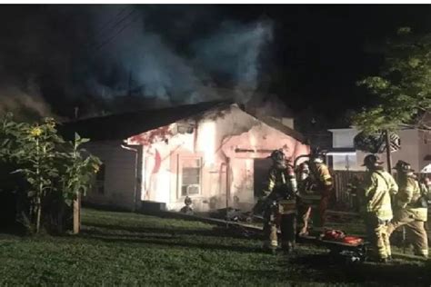 Woman Burns Down Man S House For Standing Her Up Woman Burns Down Man S House After He Called