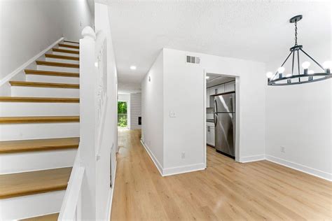 6375 Mceachern Way Unit D Norcross Ga 30092 Room For Rent In