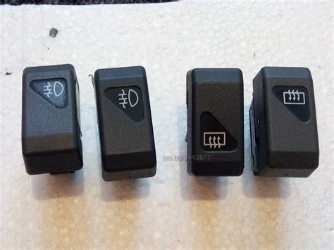 Ключета арматурно табло за Рено Клио 1996г Аксесоари Резервни части консумативи аксес