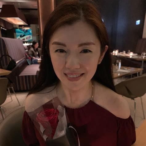 袁文杰贺结婚两周年 张洁莲首段婚姻三年离婚遇真爱曾因一事险分手 星岛日报