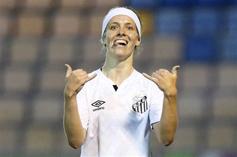 Ketlen Chega A Gols Pelo Time Feminino Do Santos Santos Ge