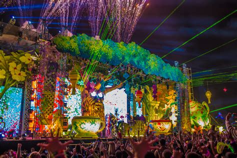 Timmy Trumpet Freaks Feat Savage Daily Beat