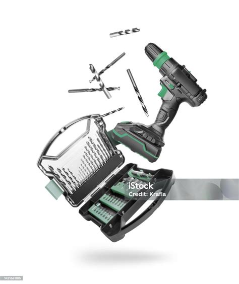 무선 드릴 기계가있는 플라스틱 상자에 다양한 작업을 위해 설정된 다양한 금속 드릴 비트 X 0명에 대한 스톡 사진 및 기타 이미지 0명 개발 굴착 장치 Istock