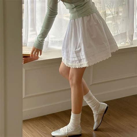 리얼코코 라스트찬스30발레코어룩 프리엔 플레어 셔링 미니 스커트 2 Color 레이스밴딩