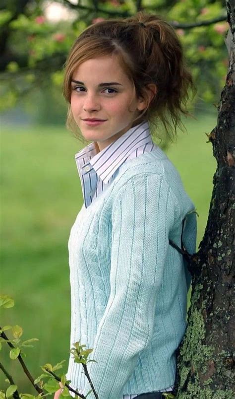 Emma Watson Photoshoot 013 Los Angeles Times 2004 Artofit