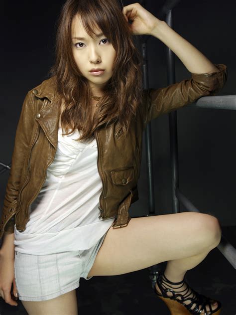 Nao Kanzaki And A Few Friends Erika Toda Erika From The Vault 25 Sabra Net Scans From 2009