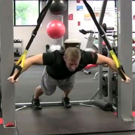 Chest Fly By Saeed H Exercise How To Skimble Workout Trainer