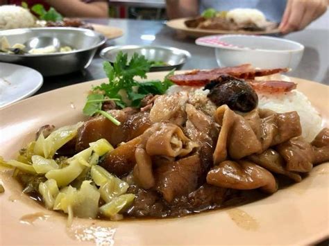 รูป ขาหมูฮ่องเต้เฮียซ้ง ร้านดังในโซเชีี่ยล สาธุประดิษฐ์ กรุงเทพ