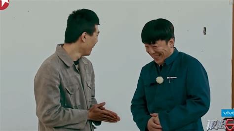 极限挑战黄渤高考演小品即兴演讲停不下来考官反应很嫌弃 凤凰网视频 凤凰网
