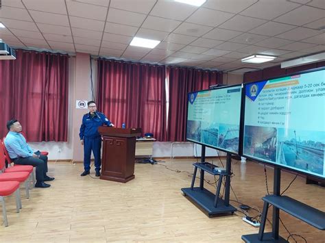 ГАЗАР ХӨДЛӨЛИЙН ГАМШГИЙН ТУХАЙ ЕРӨНХИЙ ОЙЛГОЛТЫН ТАЛААР МЭДЭЭЛЭЛ ХИЙЖ БАЙНА барилга хөгжлийн