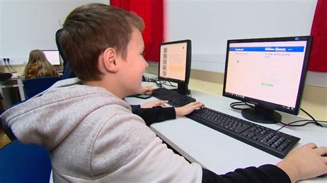 Cyberbulling I Sexting Najčešći Su Rizici Kod Djece I Mladih Na Internetu