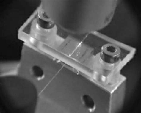 Direct Coupling Of Optical Fibers To The Waveguides On The