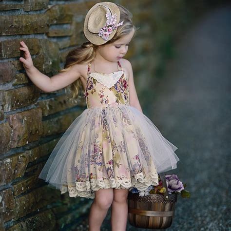 Милая Девочка В Платье 70 фото