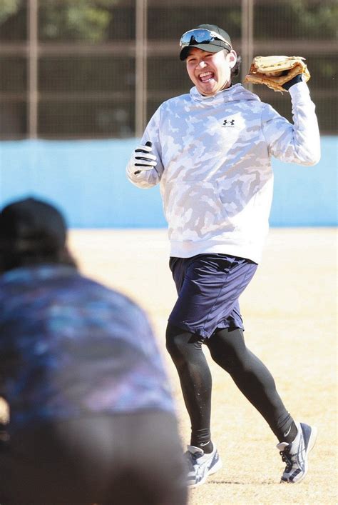 【dena】山崎康晃 守護神奪回誓う「何とか返り咲きたい」年末から一転クローザーへの思い吐露：中日スポーツ・東京中日スポーツ